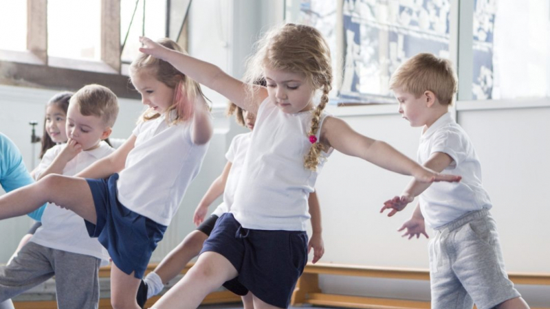 Government Issues New Screen Time Guidance for Under-Fives - Youth ...